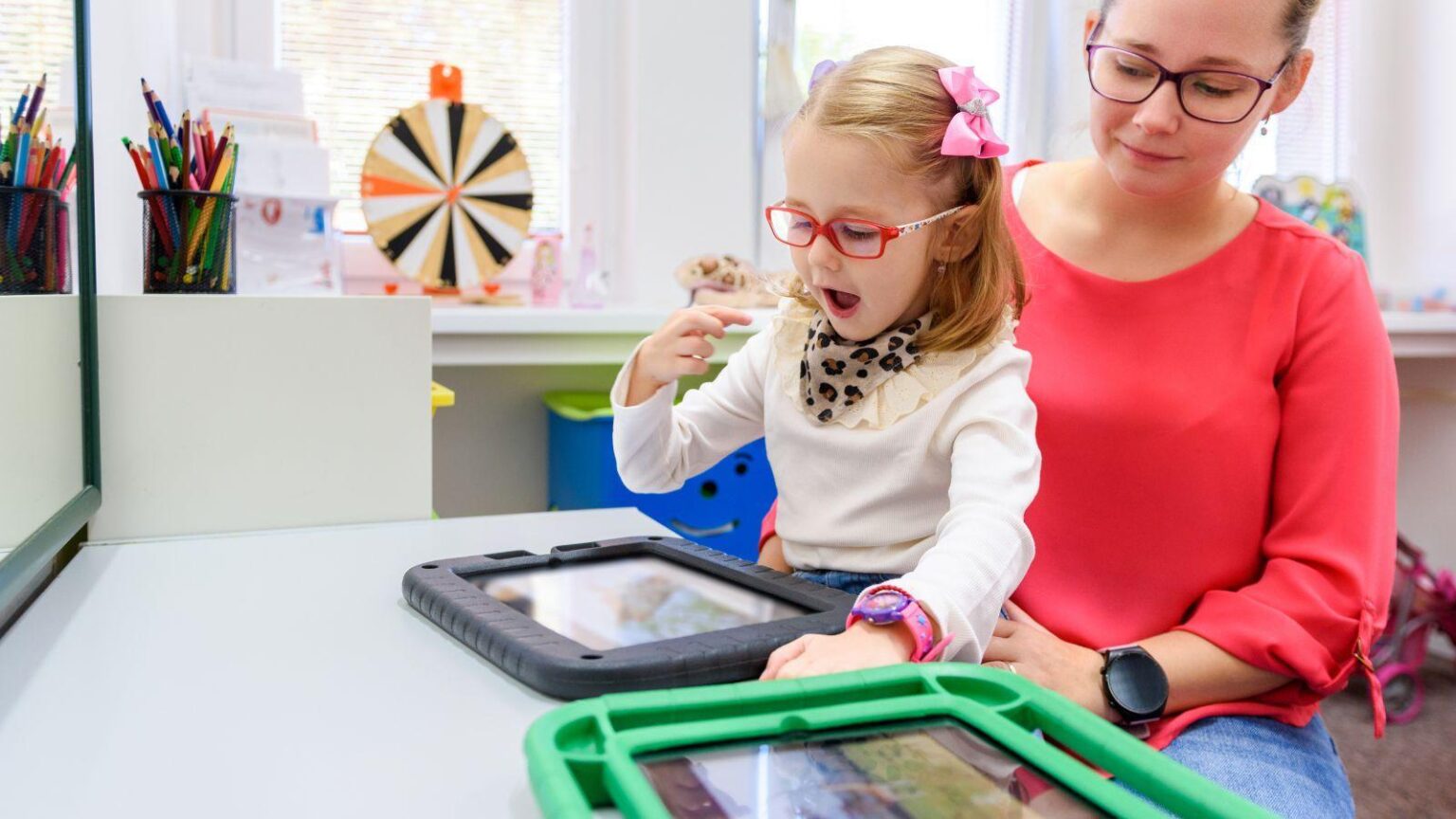 Top-Rated AAC Communication Devices for Nonverbal Children - Letsbuildup